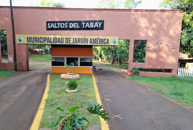 Precios populares en Saltos del Tabay: $400 entrada y dormis desde $1. ...